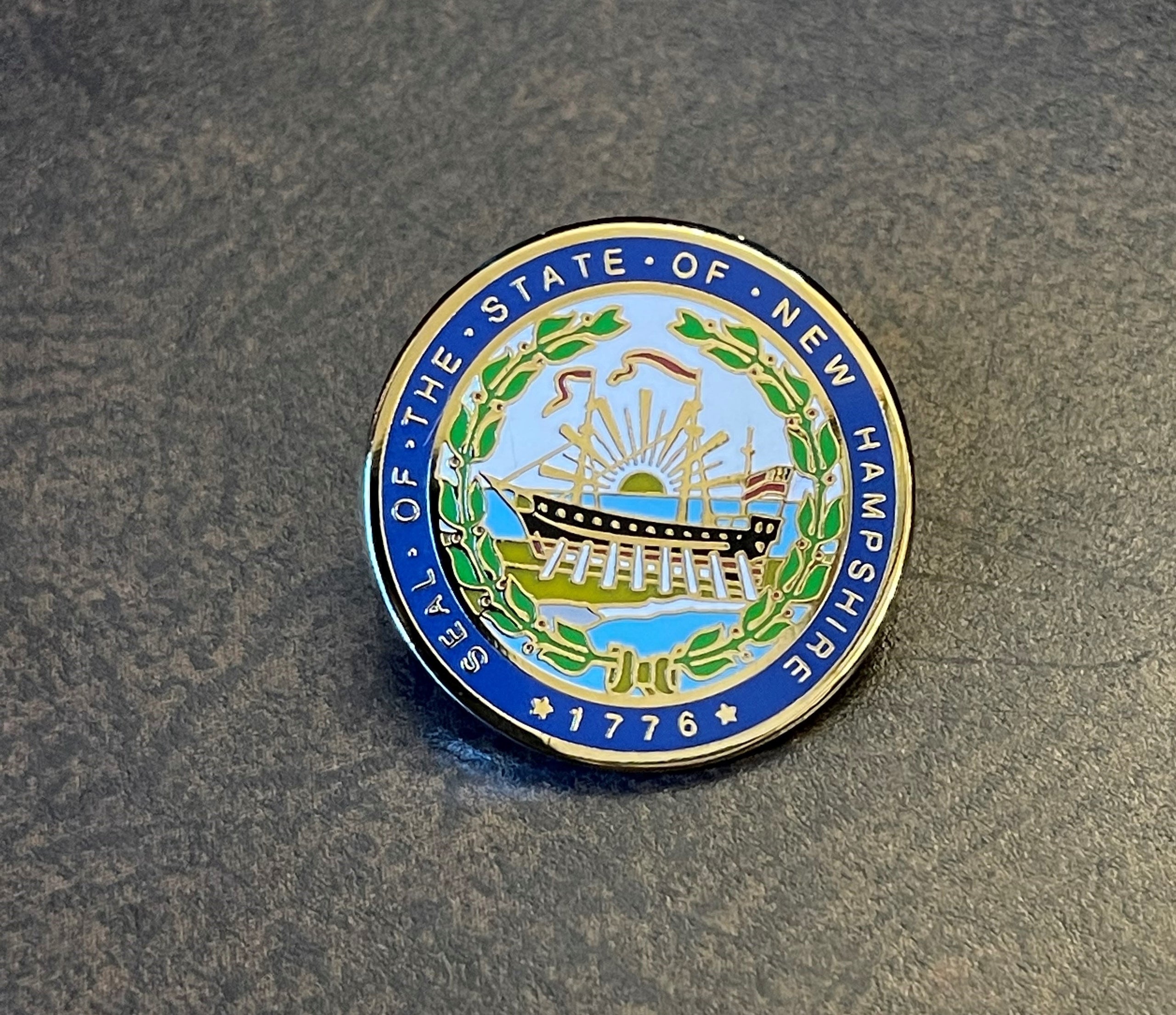 Official Round State Seal Pin | NH State House Visitor Center